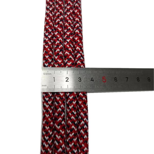 Schnürsenkel aus Polyester mit Kunststoffspitzen