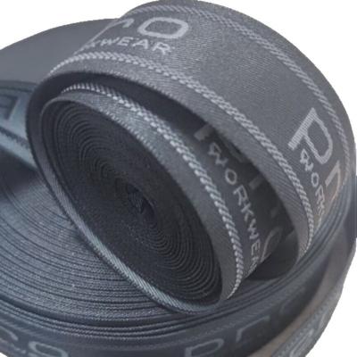 Cina Fasce per abbigliamento personalizzate, fettuccia in poliestere resistente, tessitura jacquard premium da 30 mm, cintura non elastica in vendita