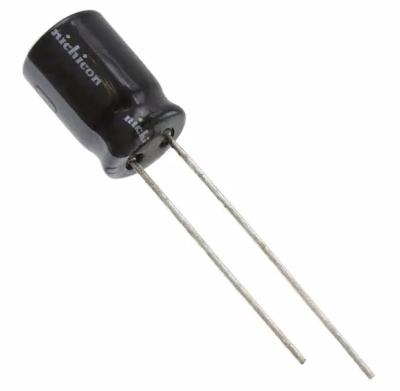 Cina Latta radiale di alluminio dei condensatori elettrolitici di UHV1V221MPD 220µF 35V 6000 ore 105 in vendita