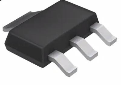 Cina il positivo lineare di IC del regolatore di tensione di 150mA L5150BNTR ha riparato 1 uscita SOT-223 in vendita