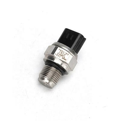Cina 7861-93-1812 High Pressure Sensor Switch for PC200-8 PC220-8 PC300-8 Excavator 6D107 within 30-90 Days Delivery in vendita