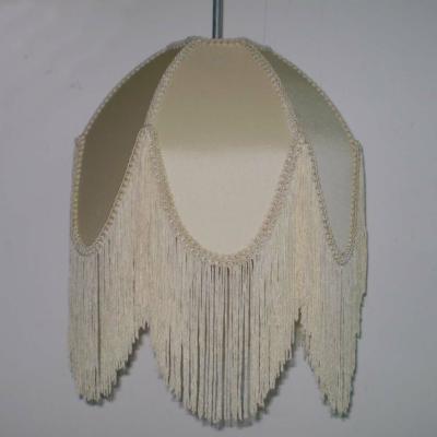 Cina Barilotto Victoria Lamp Shade dell'oro 21*40*26cm con frangia in rilievo in vendita