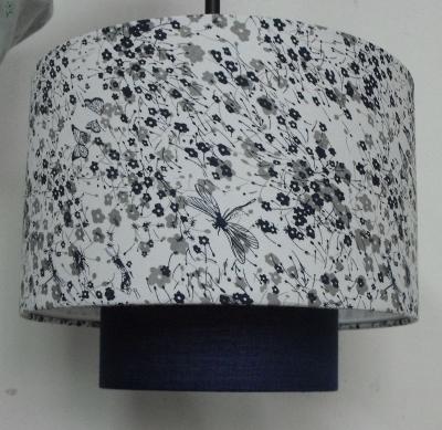 Cina Progettazione del fungo lato del letto floreale dell'ombra di lampada di 2 strati per la camera da letto in vendita
