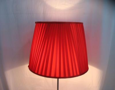 Cina La mano riunisce la tonalità di lampada pieghettata per il tessuto di seta delle lampade di pavimento e della Tabella in vendita