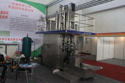 China Volledig automatische machine voor het verpakken van andere verpakkingsmaterialen in aseptische kartonnen 5000 verpakkingen/uur Te koop