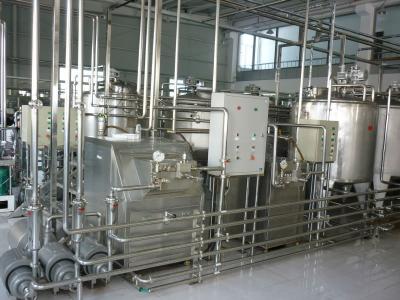 China Instalação de engarrafamento de iogurte grego de 1000L/H totalmente automática para linha de produção de bebidas alimentares à venda