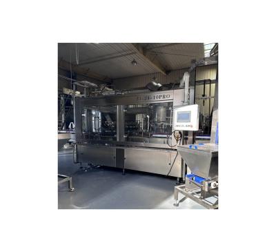 Cina Apparecchiature di riempimento personalizzate per bottiglie PET/bottiglie di vetro nella produzione di vino da birra in vendita