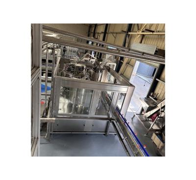Cina Apparecchiature di riempimento personalizzate per bottiglie PET/bottiglie di vetro nella produzione di vino da birra in vendita