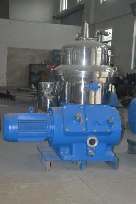 Cina Skimmer per la produzione su larga scala di latticini da 5000L/h 2200*1350*1150mm 1500 kg in vendita