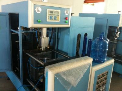 China Semi-Automatic 5 Gallon Water Bottle Blowing Machine 20 Liter Pet Bottle Making Machine for sale