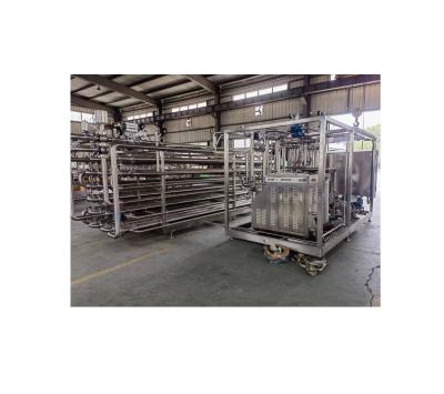 Cina Impianto di produzione Full Automatic 2000kg/h Pulpa di frutta tubo in tubo UHT sterilizzatore macchina in vendita