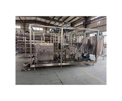 Cina Impianto di produzione Full Automatic 2000kg/h Pulpa di frutta tubo in tubo UHT sterilizzatore macchina in vendita