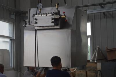 Cina Alimenti Sanitari 5000L/H Macchina ad alta pressione per l'omogeneizzazione dello yogurt greco aromatizzato per latte in vendita
