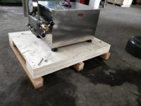 China Polish Mirror Polished 20L/H Mini Scale Milk Homogenizer for Small Batch Processing for sale