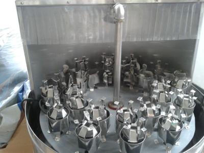 Cina Materiale di imballaggio in vetro Semi-automatica 1000B/H PET Bottiglia d'acqua macchina di pulizia in vendita