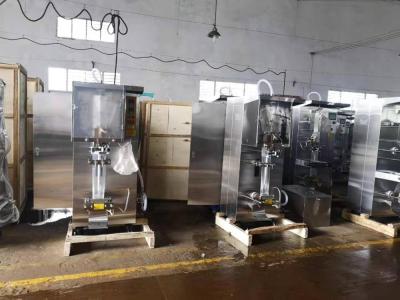Cina Macchina di imballaggio del latte a sacchetto con precisione di riempimento del 100% e tecnologia avanzata in vendita