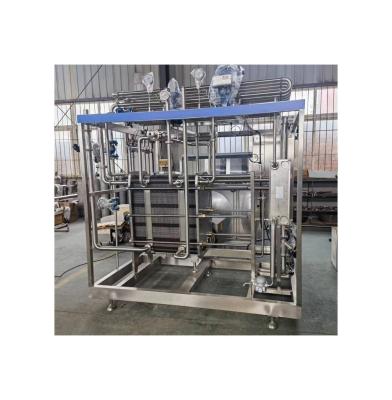 Cina Sterilizzatore per latte versatile Plate Heat Exchanger UHT Sterilizzatore per la lavorazione delle bevande in vendita