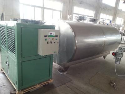 Cina Progettazione del serbatoio di raffreddamento del latte in acciaio inossidabile sanitario orizzontale da 5000L per la lavorazione del latte in vendita