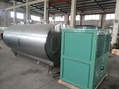 Cina Progettazione del serbatoio di raffreddamento del latte in acciaio inossidabile sanitario orizzontale da 5000L per la lavorazione del latte in vendita