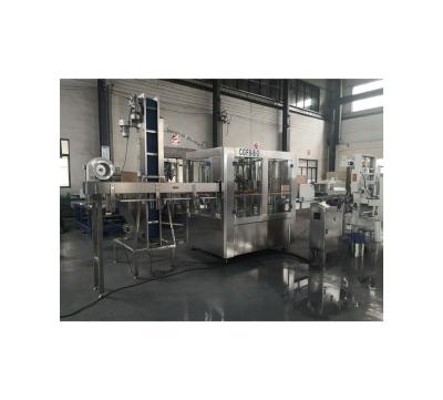 Cina Facile da utilizzare 8 Teste Macchine per imbottigliare acqua potabile per i requisiti del cliente in vendita