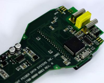 中国 カスタム 0.8 - 2.4mm 通信装置 PCBA 急速ターンPCB製造組 販売のため