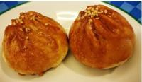 China Steamed Stuffed Bun Automatic Momo Making Machine Polished 304SS for sale