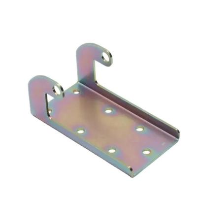Cina Processo di stampaggio per la fabbricazione di lamiere metalliche su misura per la produzione di prodotti hardware in vendita