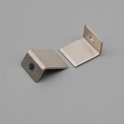 Cina Prodotti di hardware di precisione Parti di stampaggio in fabbriche per stampi per foratura di metallo su misura in vendita