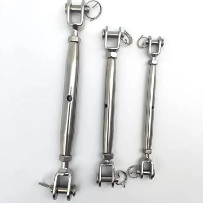 Cina OEM CNC Hardware Parts In acciaio inossidabile U-shackle Fastener con Stamping Process Design in vendita