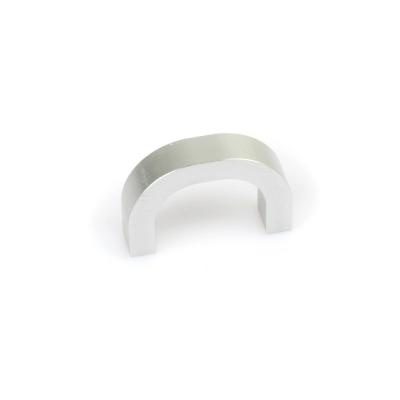 Cina Processo di stampaggio Profili di bordo in alluminio per OEM CNC Hardware Parts and Furniture in vendita