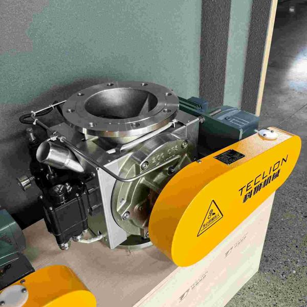 Quality 3.5bar Stainless Steel Granular Rotary Airlock Motor Medium Discharge High Pressure for sale