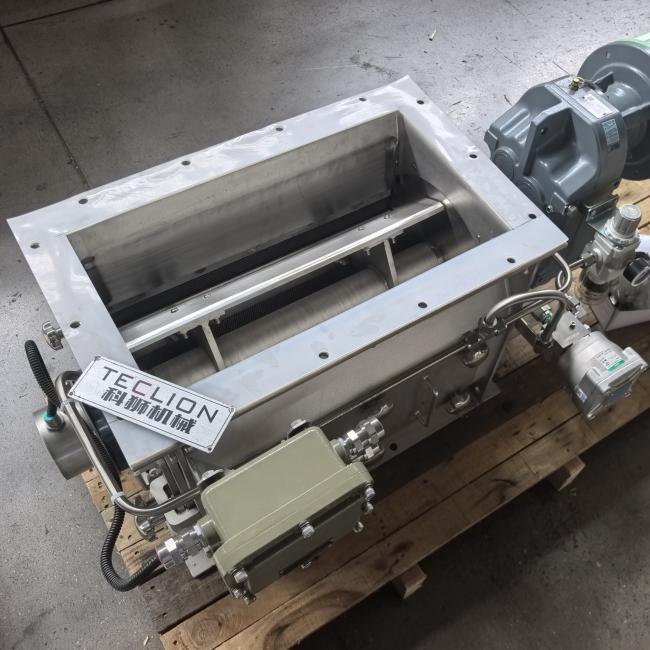 Stainless Steel Screen Lump Breaker machine