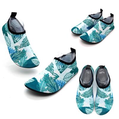 China Factory Direct Supply Affordable Exquisite Design Women's Water Shoes Non-Slip Lightweight Quick-Dry Non Slip Yoga Shoes Beach Walking Shoes factory