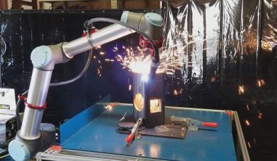 China Universal Robot Cobot UR10 Welding Cobot 1300mm Reach Robot Arm WIth MIG MAG Welder for sale