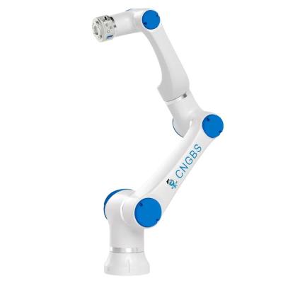 China Carga útil colaborativa Cobot del robot 5kg de CNGBS G05 Cobot con el agarrador suave de Onrobot para la selección y el lugar en venta