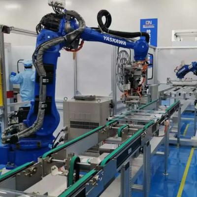 Yaskawa Motoman GP180 6 Axis Industrial Robot Arm With CNGBS Customized Gripper For  Loading and Unloading Robot