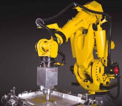 Cina 6 Assi In grado di trasportare fino a 700 kg FANUC M-900iB/700 Braccio robot con saldatore e pistola TBI MAG per saldatura in vendita