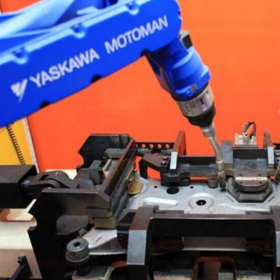 中国 産業用ロボットの腕 6 軸 モトマン EP4000D ハンドリングロボット 販売のため