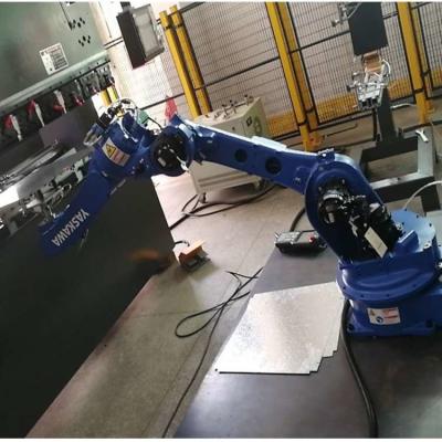 China Industriële robotarm 6 as Yaskawa GP35L met CNGBS-robotgripper voor geautomatiseerde robot Te koop
