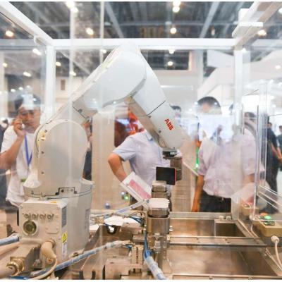 China Mini-braço robótico de 6 eixos ABB IRB 1200 com agarrador robótico CNGBS para manuseio de automação robótica à venda