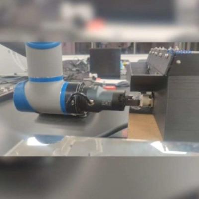 Cina PGS-5 robot elettrico per la presa combinato con il braccio del robot CNC per la selezione e il posizionamento come cobot in vendita