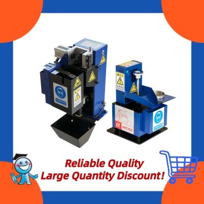 China New Yaskawa AR700 AR900 Industrial Robot Welding Gun Welding Torch Cleaning System for Yaskawa Robot for sale