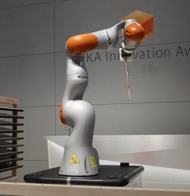 China Original KUKA Cobot LBR IIWA 7 14 Reach 820mm Mechanical Machining Polishing Cobot Robotic Arm with Robot End Tooling for sale