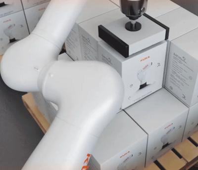 Cina Nuovo braccio robotico collaborativo KUKA Iico 12 R1260 per la collaborazione uomo-macchina, cobot per camera bianca, postazione di assemblaggio e prelievo in vendita