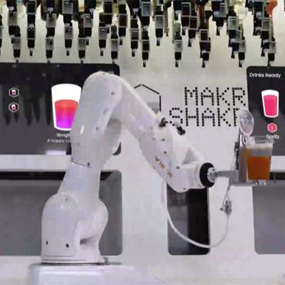 China Nieuwe KUKA Collaboratieve Robotarm 3C Elektronica Producten Hoge Precisie Montage Verpakking Robot Werkstation Met Grijper Te koop