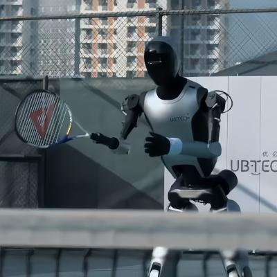 China UBTECH Walker S2 Humanoid Robot 52 DOF Autonomous Battery Swapping Robot for sale