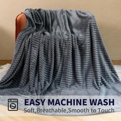Cina Popolare Super Soft Solid Color 100 Polyester Striped Throw Blanket per il design moderno in vendita