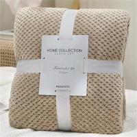 China Gift 3ps Quantity Recycled Polyester Pineapple Check Flannel Blanket with Thickened for sale