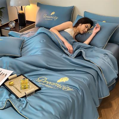 Cina Silky Tencel Summer Quilt Set 4 Ice Silk Thin Quilts per lavaggio in macchina 60 Numero di tessuti in vendita
