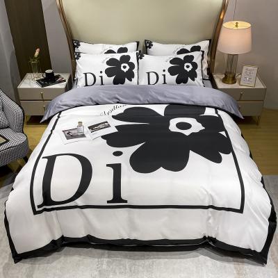 中国 エコフレンドリーで耐久的な睡眠のための豪華ベッドカバーシート 販売のため